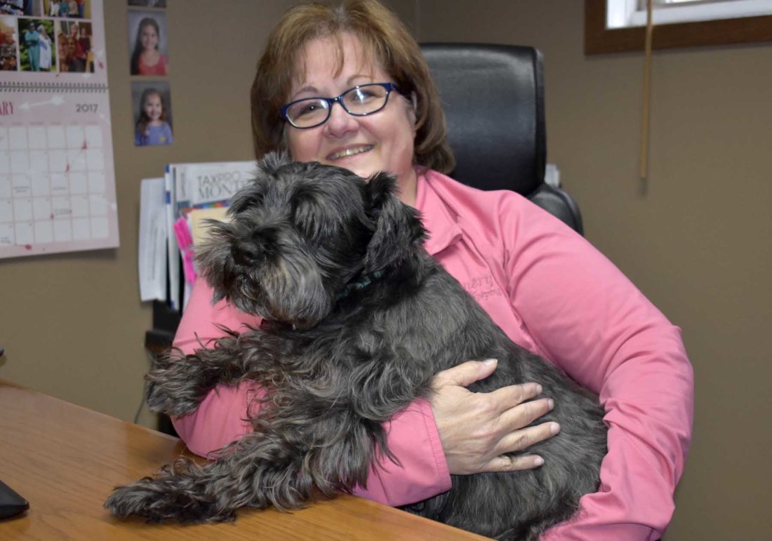 Keeping business in the family | News, Sports, Jobs - Messenger News